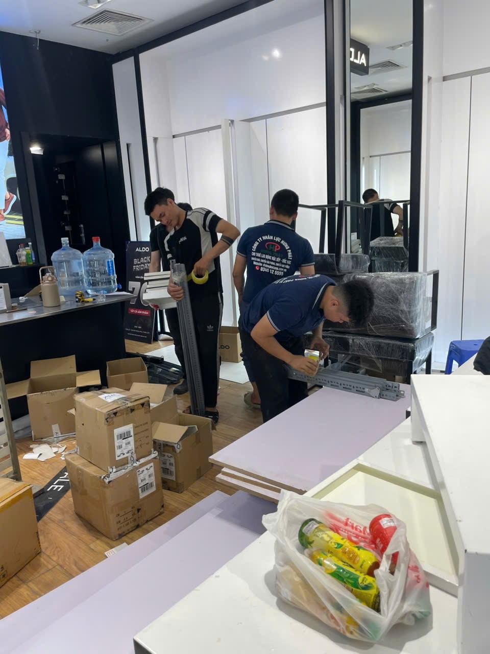 Mô Tả Công Việc Nhân Viên Phụ Kho - Hưng Phát - Bốc Xếp Hưng Phát